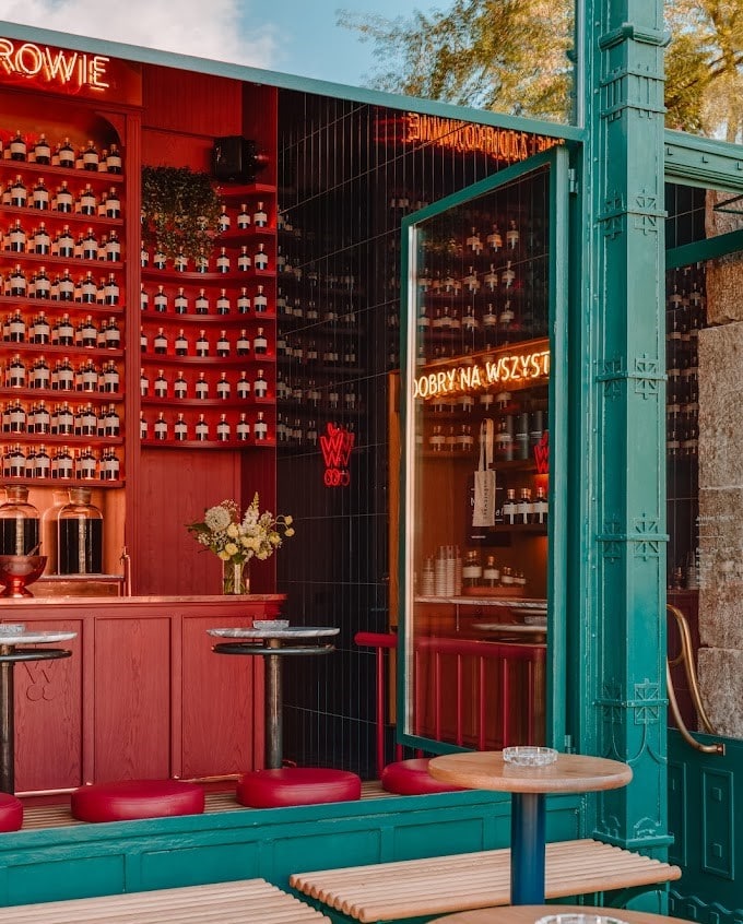 7 Reasons Vodka Bars In Kraków Are A Must Visit!